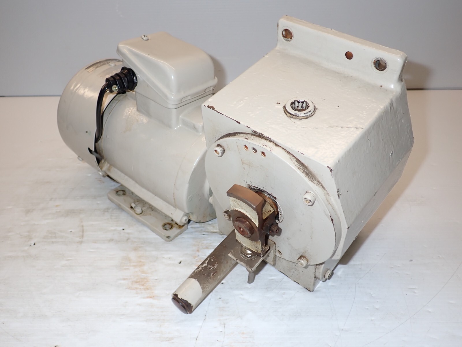 SHINKO ELECTRIC MOTOR #CRG1316B5J W/Brake PB 260/FMS | eBay.de