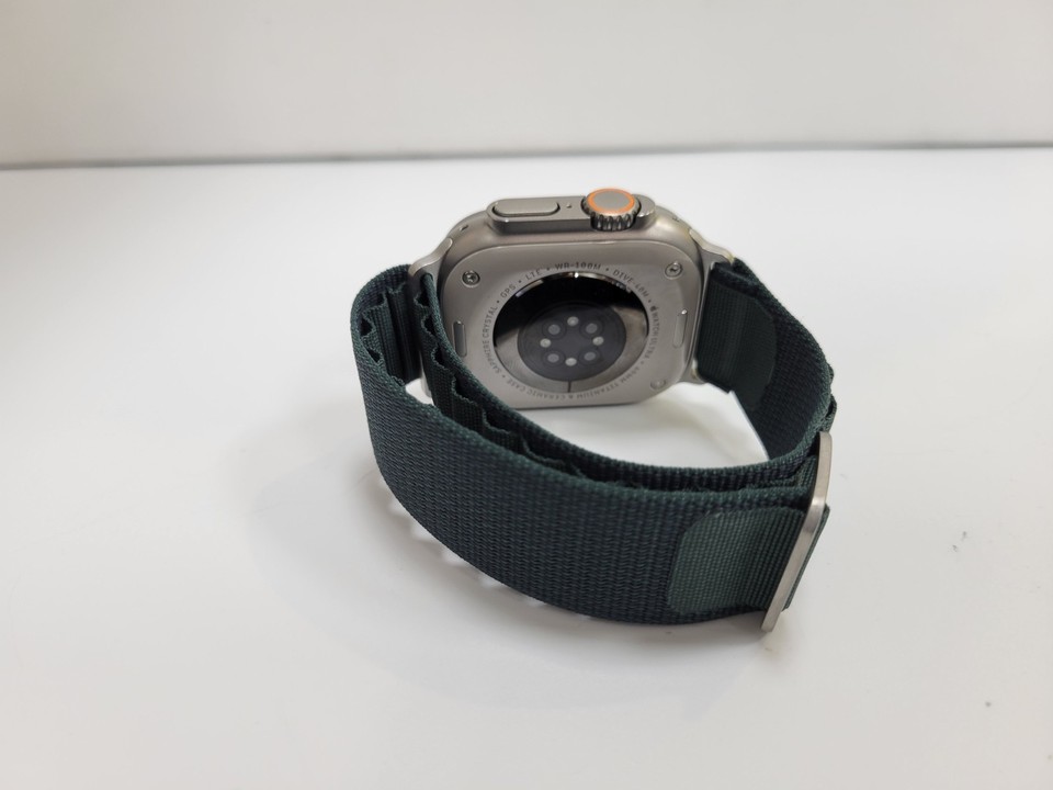 Apple Watch Ultra 2 2nd Generation GPS & Cellular 49mm - Titanium ...