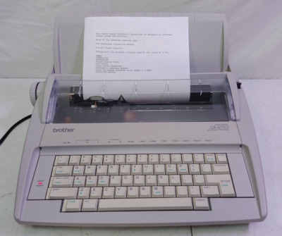 Typewriters & Word Processors - Correctronic Electronic Typewriter