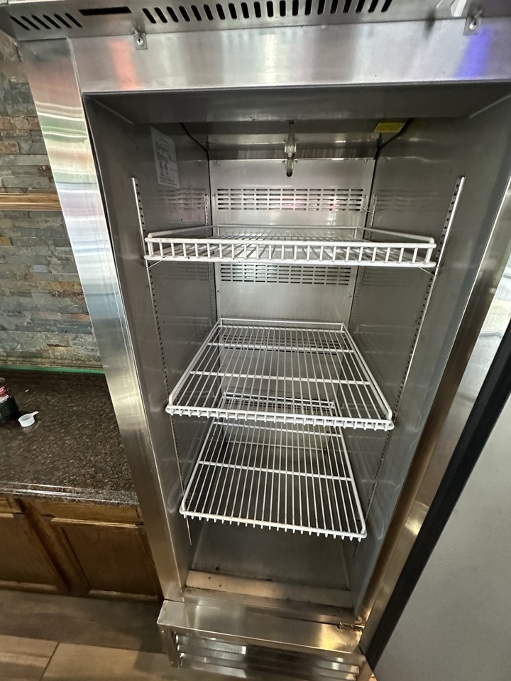Enviro-Cool Single Door/One Door Commercial Reach-In Refrigerator | eBay