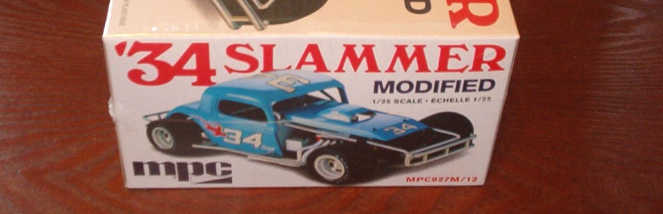 Ford '34 Slammer Modified Dirt Track Car 1:25 scale MPC Round2Models ...