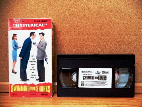 SWIMMING WITH SHARKS (VHS 1995) Kevin Spacey, Frank Whaley, Michelle ...