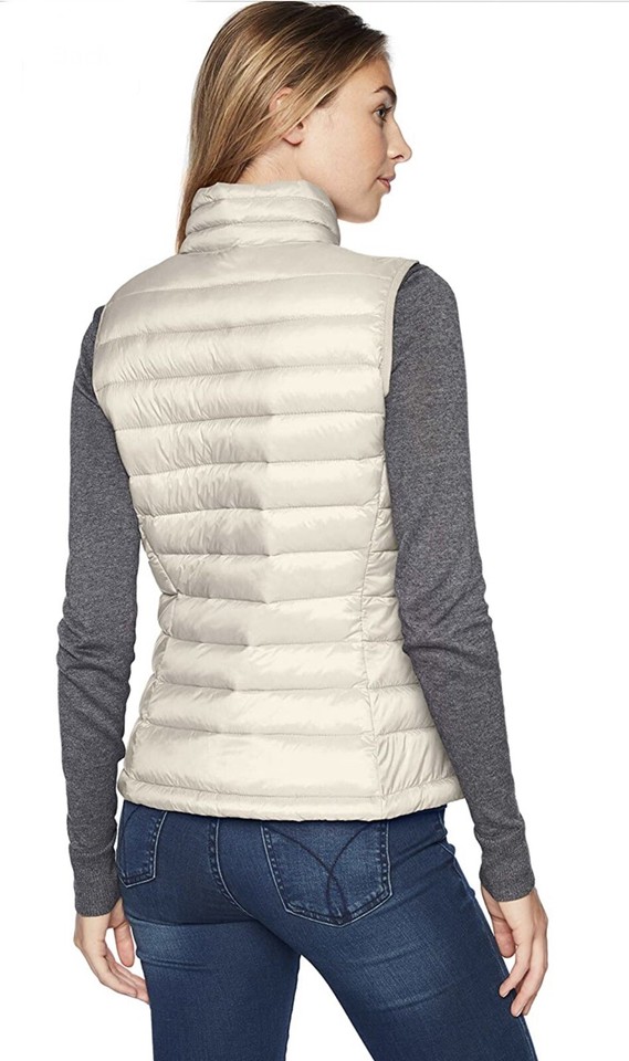 Essentials Women's Lightweight Water-Resistant Packable Puffer Vest ...