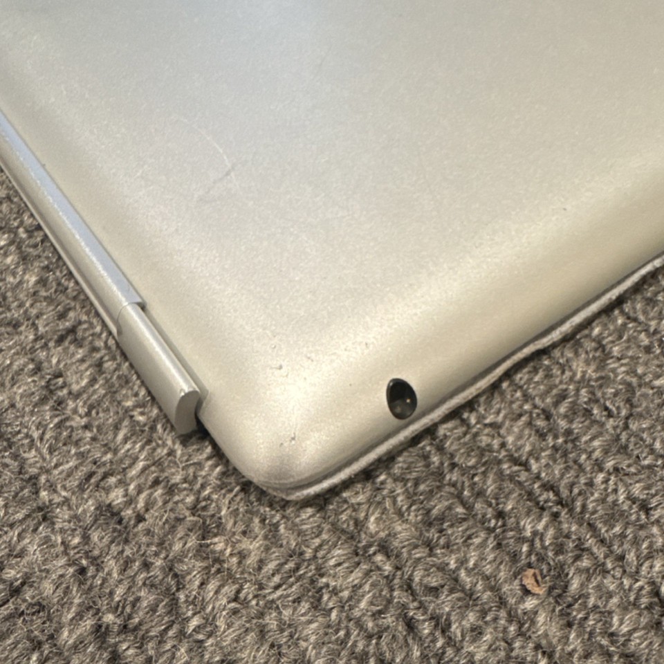 Apple iPad 2 16GB Silver Tablet Wi-Fi Model A1395 Series | eBay