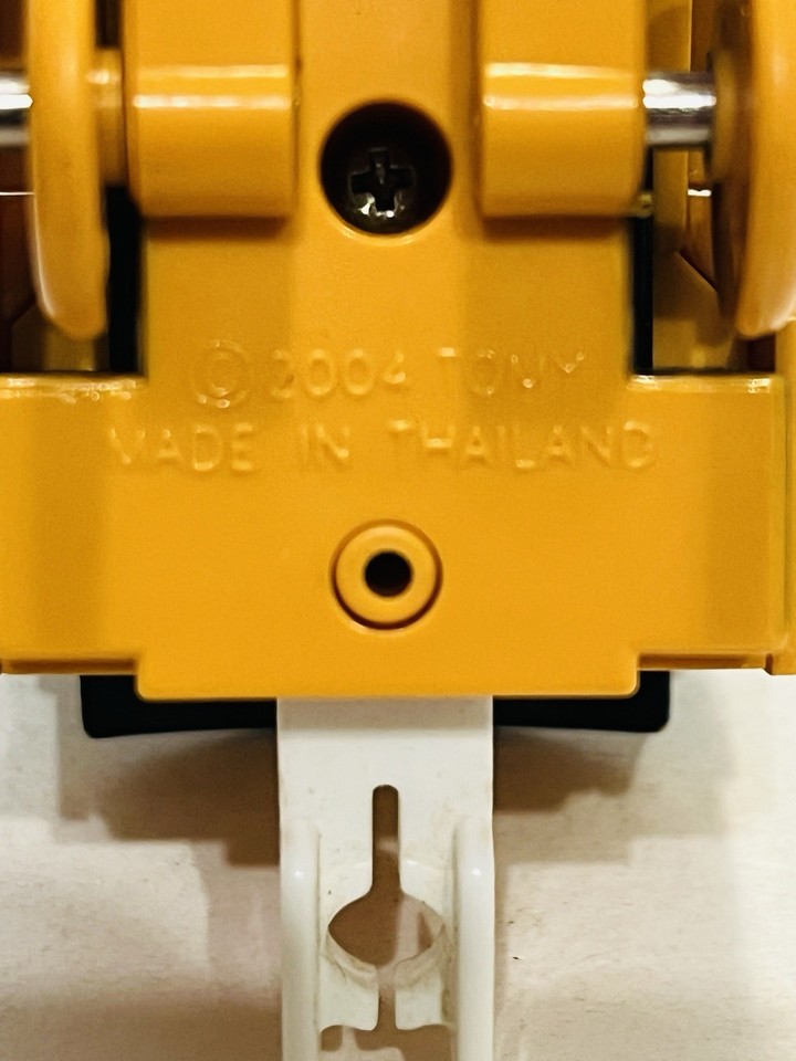 Tomy Trackmaster Murdoch & Motorised Tender Thomas The Tank Engine ...