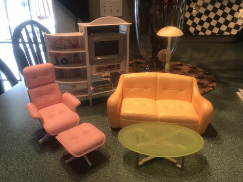 Vintage Barbie Light Up Family Room Lounge Set TV Lights up And Scrolls ...