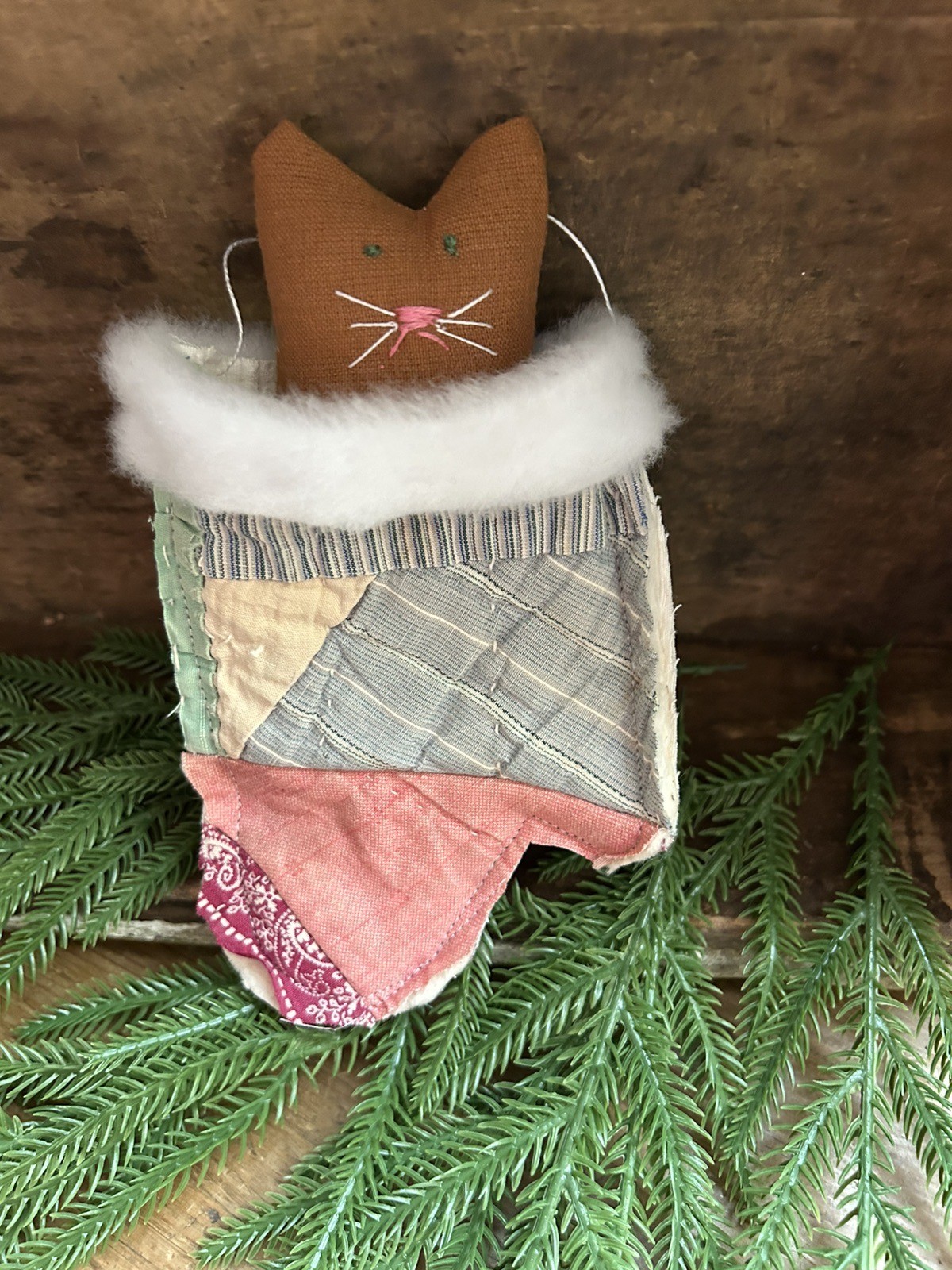 Primitive Christmas Kitten in a Mitten Ornie Tree Decor Old Patchwork ...