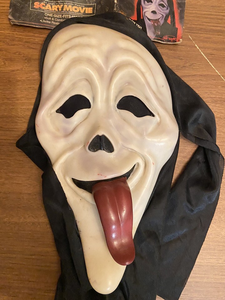 1997 Fun World SCARY MOVIE Spoof Mask Ghost Face SCREAM HORROR New w ...