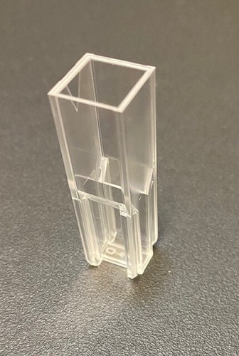 500 VWR Plastic Cuvettes PS Semi Micro 97000-586 1.5–3.0 mL Two-Sided ...