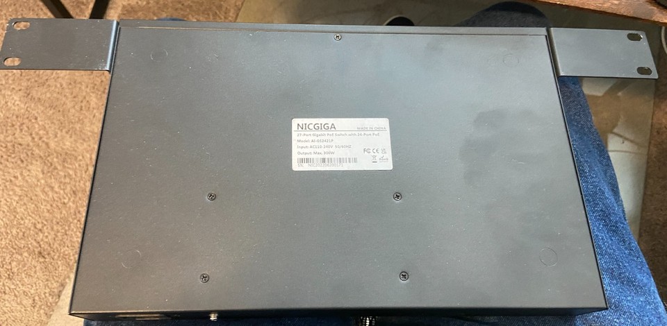 NICGIGA 24-Port Gigabit PoE+ Switch 300W w/ 2 Uplink Ports & 1 SFP ...