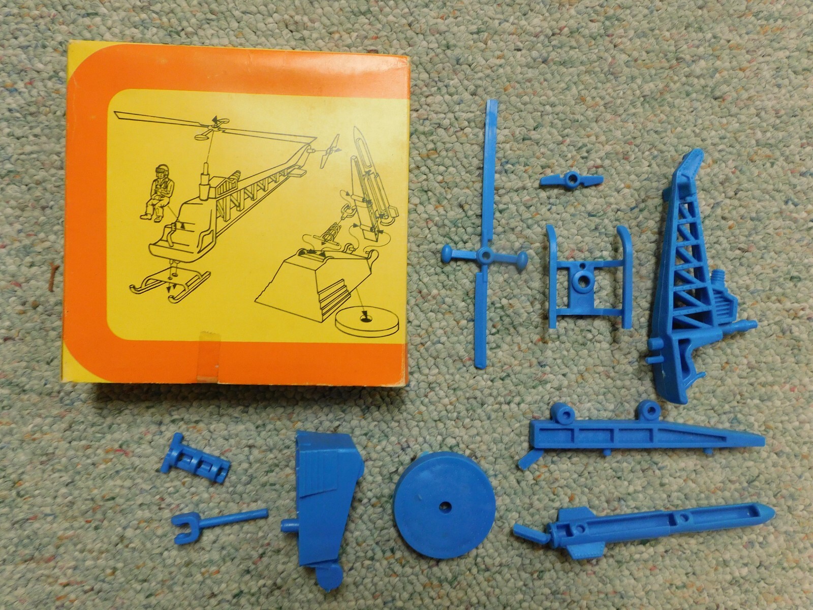 Atlantic of Italy 1/32 Box# 2153 Luftwaffe Helicopter and Rocket RARE ...