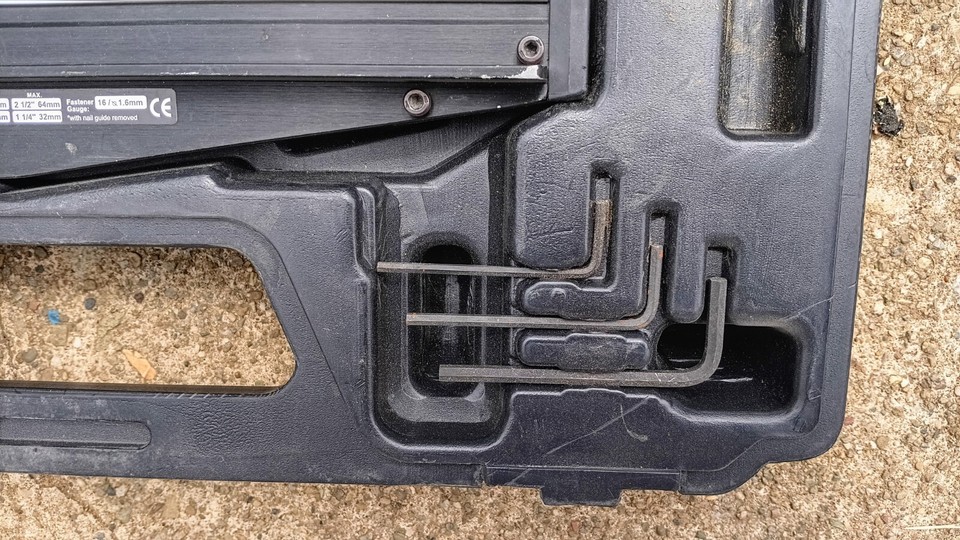 Porter Cable 16 Gauge Pneumatic Finish Nailer 3/4"-2 1/2" FN250A | eBay