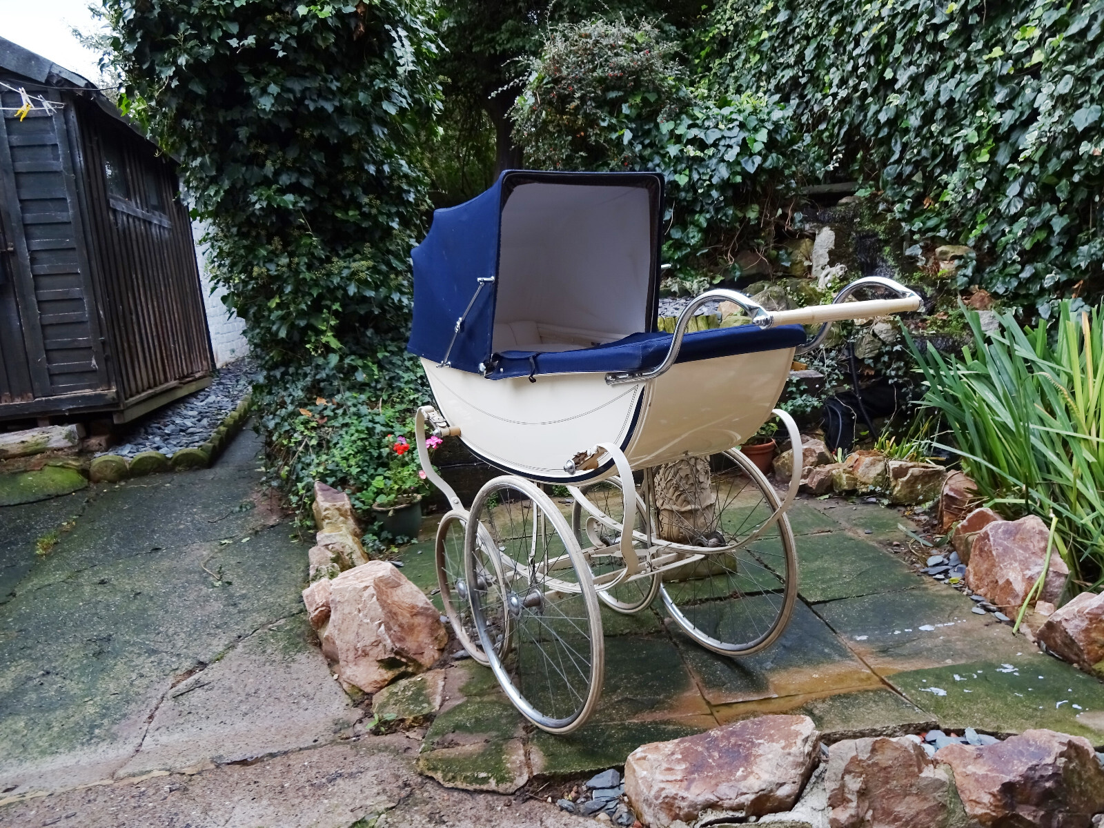 Vintage 1957 Osnath Coachbuilt Pram | eBay UK