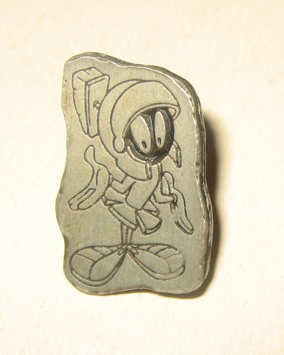 Marvin the Martian Pewter Pin Back Button Looney Tunes Merrie Melodies ...