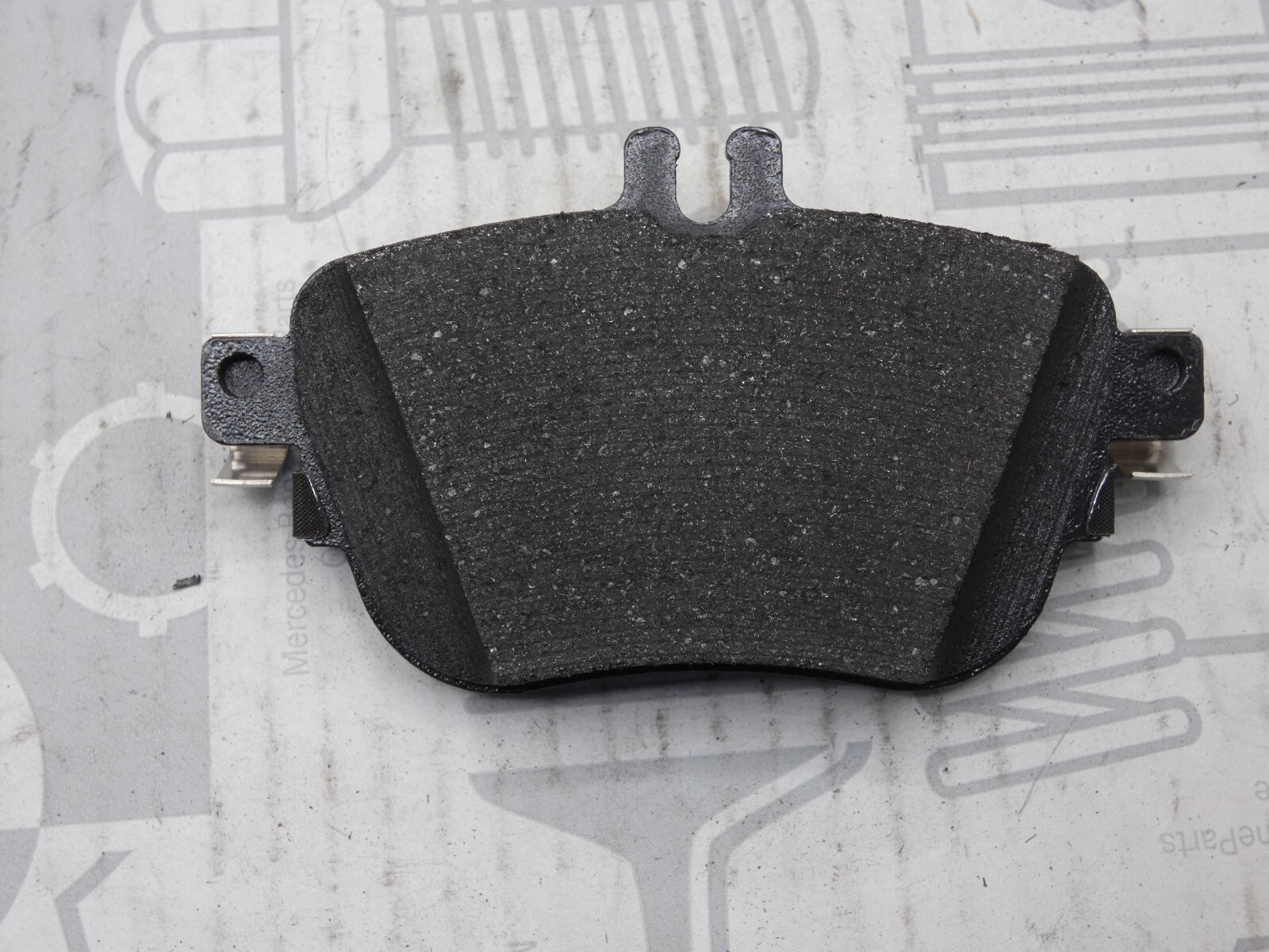 Bremsklotz-Satz hinten. E-Klasse W213, W238, CLS W257 A0004209203 | eBay.de