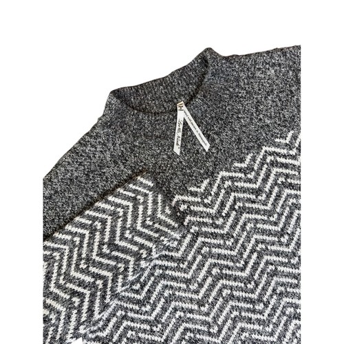 Leo & Nicole Women's Gray Chevron Mock Neck Sweater Size XL | eBay