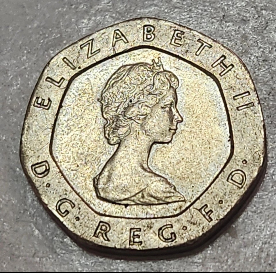 1982 England Queen Elizabeth II 20 Pence Coin RARE Circulated Coin | eBay