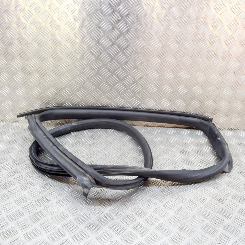 MASERATI GHIBLI M157 Rear Left Door Seal Rubber 3.0 Petrol 301kw 2015 ...