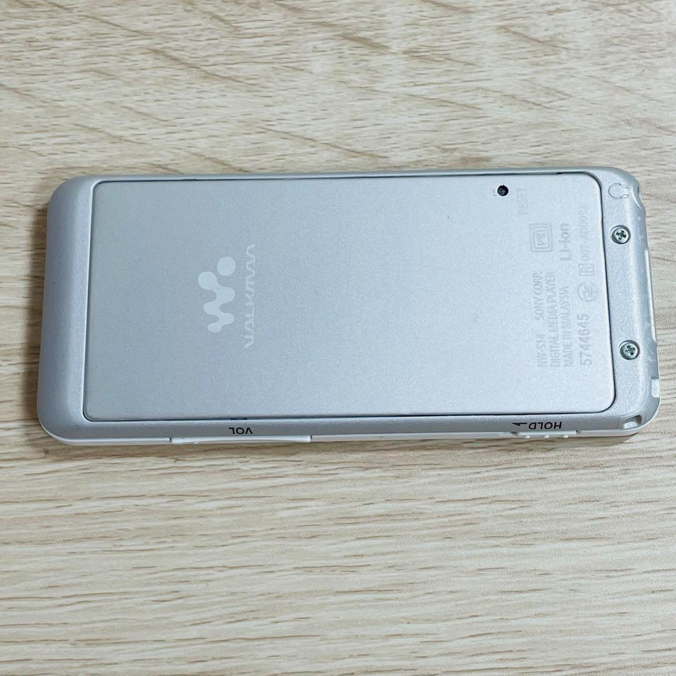 Sony NW-S14 Walkman White MP3 Player Bluetooth USB Portable Audio ...