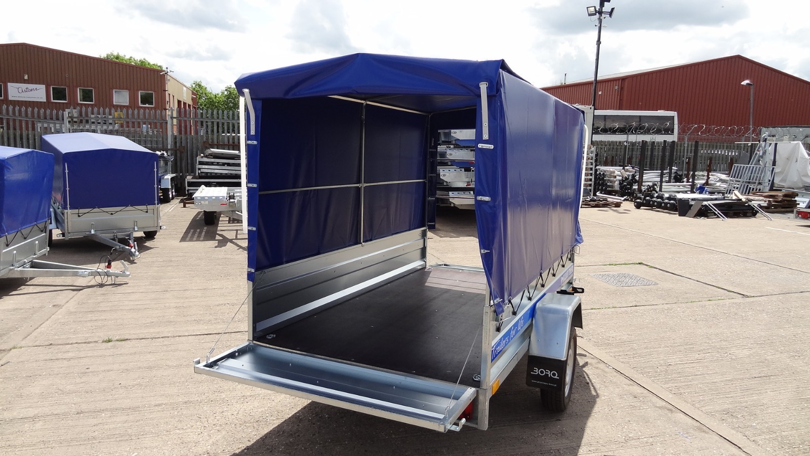 CAR TRAILER 7X4 SINGLE AXLE 750KG WITH CANVAS COVER ALKO SUSPENSION BOX ...