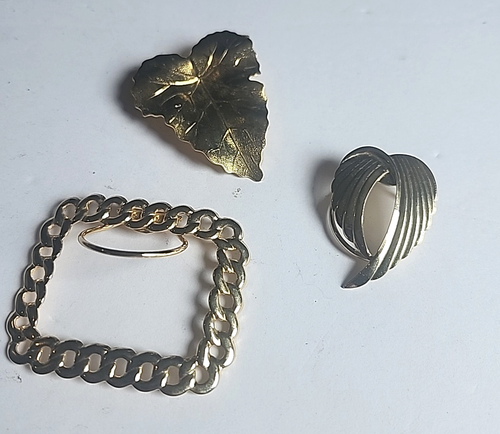 Scarf Clip JERI LOU Gold Tone Geometric Leaf Dress Clip Vtg Jewelry Lot ...