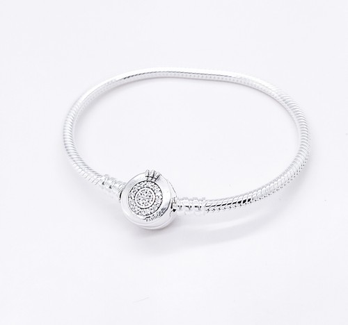 NEW Authentic PANDORA 925 Moments Sparkling Crown O Charm Bracelet ...