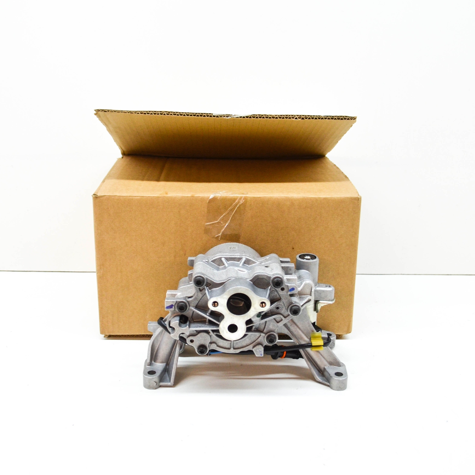 LR RANGE ROVER SPORT L494 Vacuum And Oil Pump LR110501 NEW GENUINE | eBay