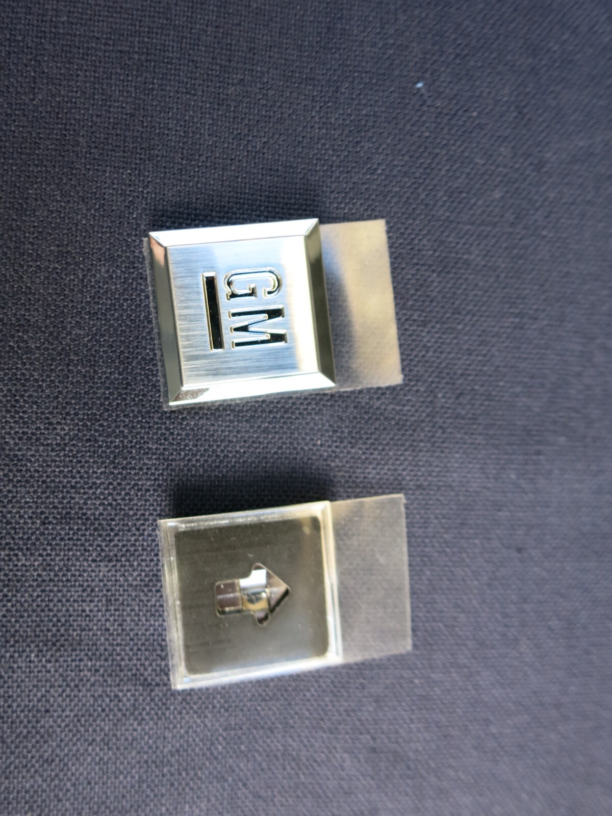 Lot of 2 GM MARK OF EXCELLENCE 1 INCH EMBLEMS NEW GM # 15223484 ...