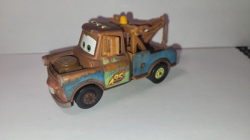 Disney Pixar Cars - TOW MATER ''RACE TEAM LIGHTNING 95'' - 1:55 Scale ...