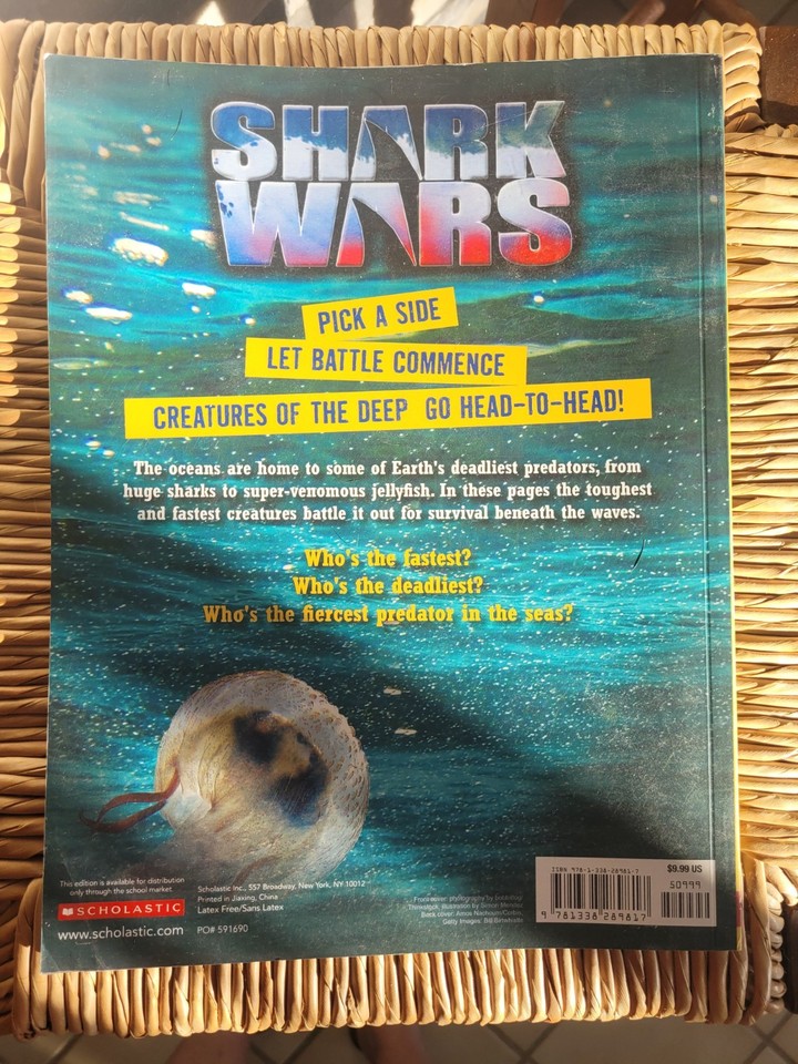 SHARK WARS Creatures of the Deep Go Paperback John Woodward ocean sea ...