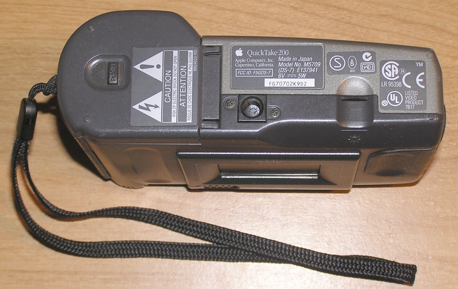 Apple QuickTake 200 0.3 MP Digital Camera - Black & Brown for sale ...