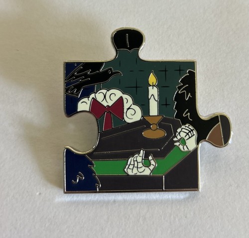 Disney Pin GUY IN COFFIN Character HAUNTED MANSION Mystery Puzzle Le ...