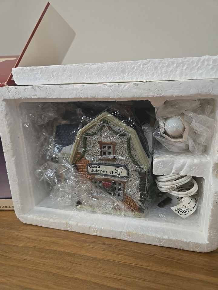 Lemax Fred's Butcher SHOP 1994 Christmas LIGHTED HOUSE Original Box ...