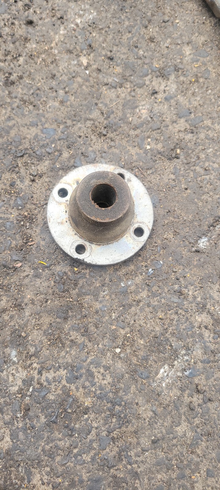 Cub Cadet 3205 Hydro Pump Drive Shaft Adapter | eBay