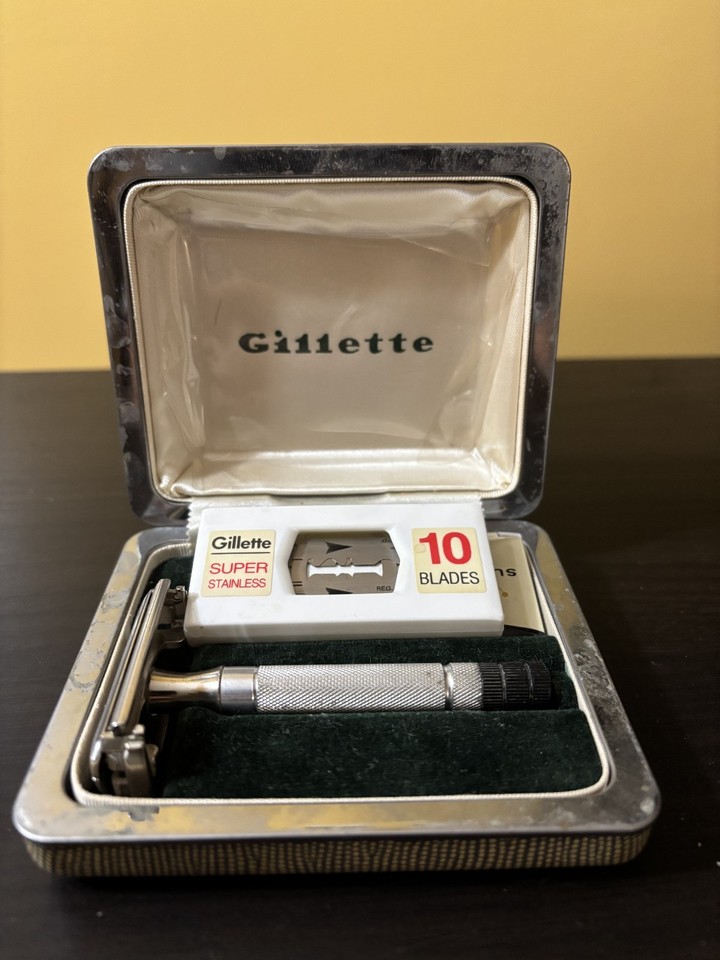 Vintage 1953 Gillette President Case W/ Black Tip Razor Shaving Kit ...
