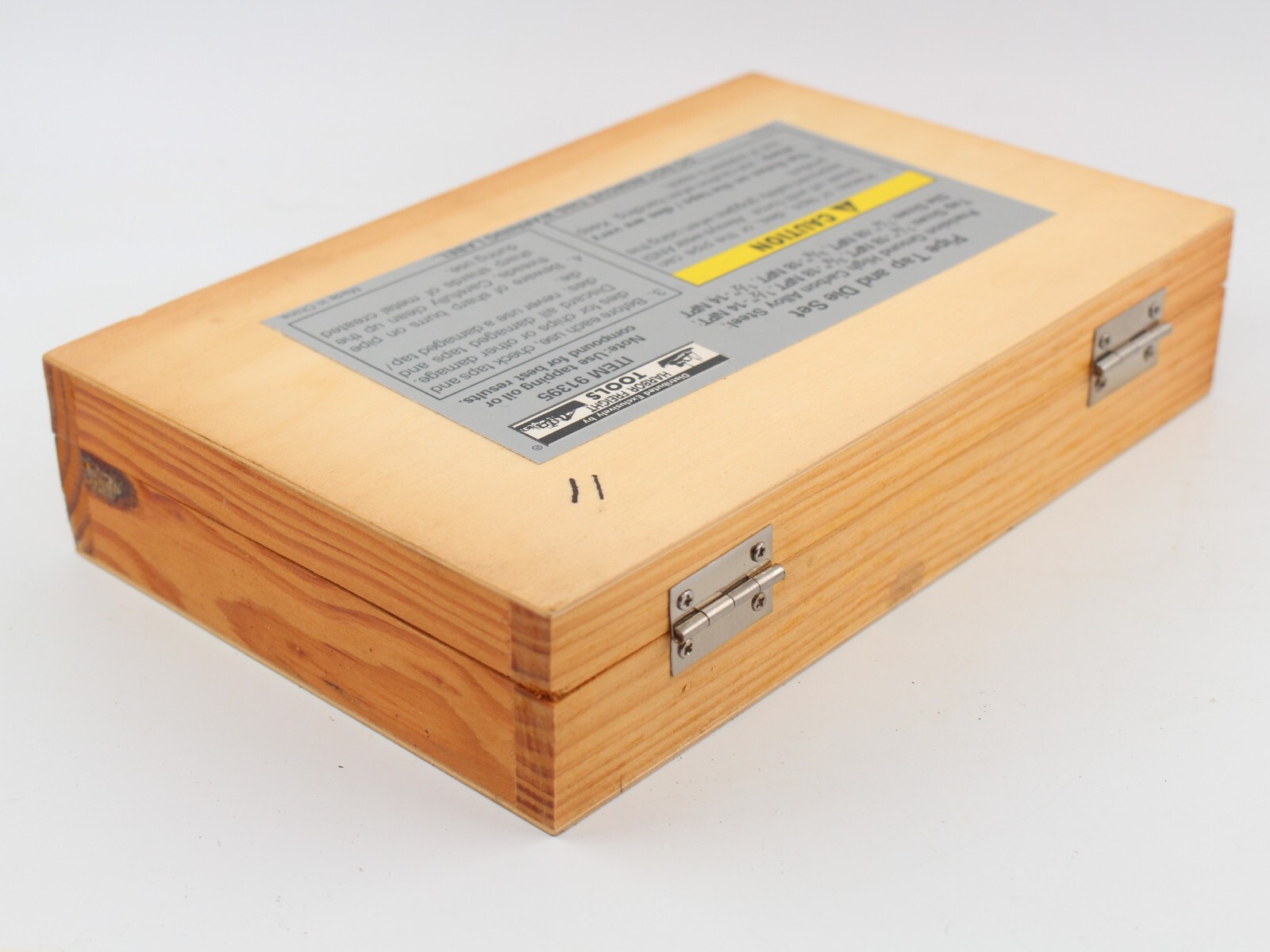 6-Piece Pipe TAP and DIE Carbon Alloy SET w/ Wood Case #91395 Harbor ...