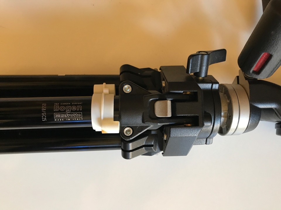 Bogen Manfrotto 3221 Tripod With 3030 3-Way Pan/Tilt Head Made in Italy ...