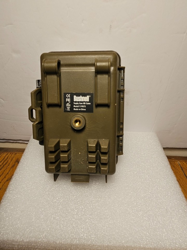 Bushnell Trophy Trail Camera HD Model 119875/ WORKS and CLEAN/ NO ...