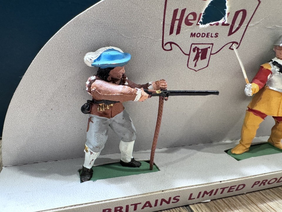Herald: Extremely Rare Boxed Set H4408 - Cavaliers & Roundheads. c1950s ...
