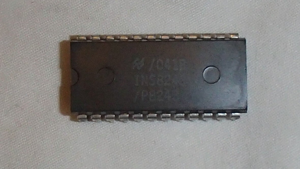 National Semiconductor INS8243N Microbus 24-pin Microcontroller ...