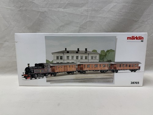 Marklin - HO - SJ Swedish 3rd Rail Steam Loco #944 W/ Wooden Cars ...