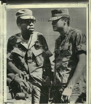 1970 Press Photo Marine Captain Robert C. Williams and Private Randell ...