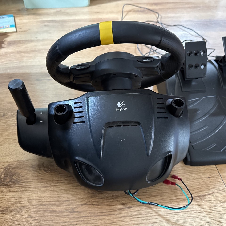 Logitech Driving Force GT steering wheel and Pedals combo with Force ...