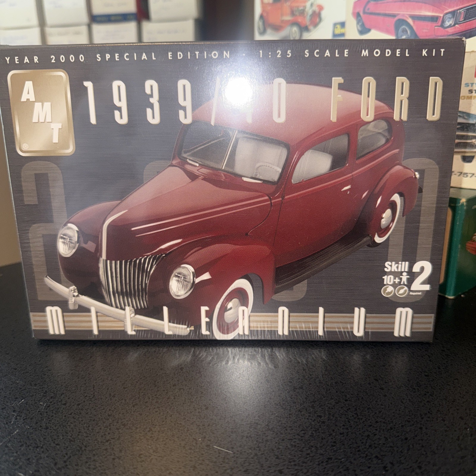 AMT 1:25 SCALE 1939/40 FORD MILLENIUM FACTORY SEALED | eBay