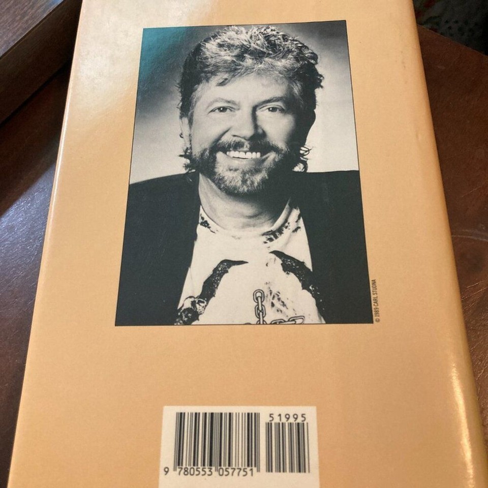 Skinny Legs and All [paperback] Robbins, Tom [Apr 01, 1990] | eBay