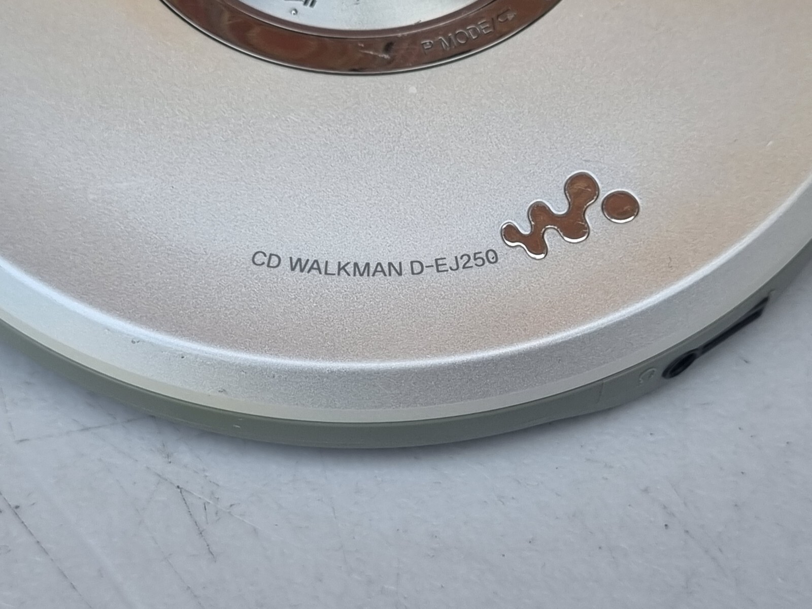 Sony D-EJ250 Silver Personal CD CD-R CD-RW Digital Mega Bass Walkman ...