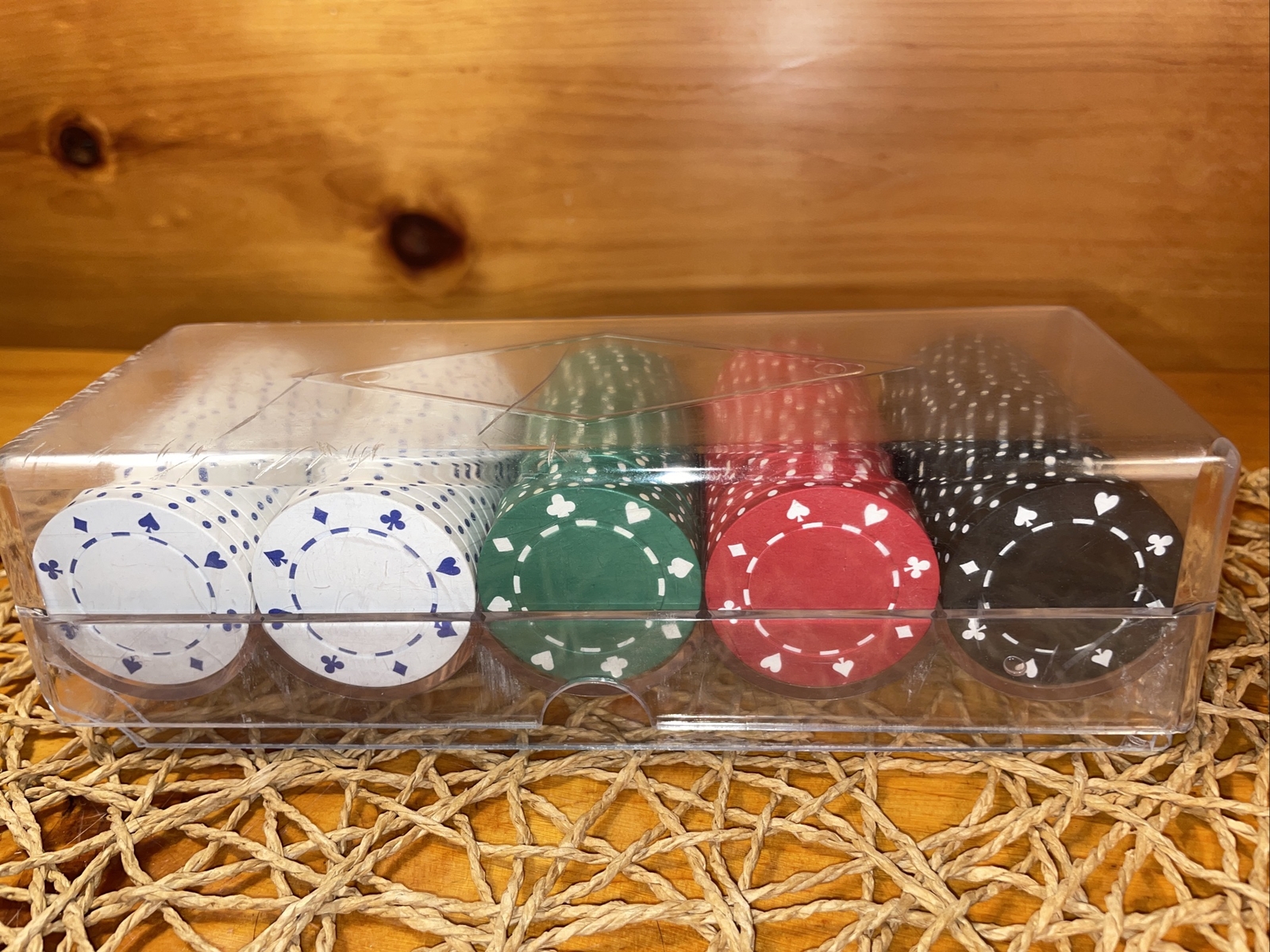 100 Count Poker Chip Card Game Chip With Storage Case | eBay