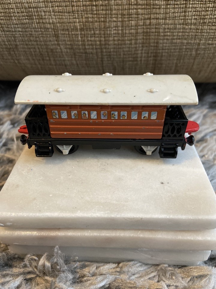 Ertl Thomas Friends Railway Train Tank Diecast Metal - Toby & Henrietta ...