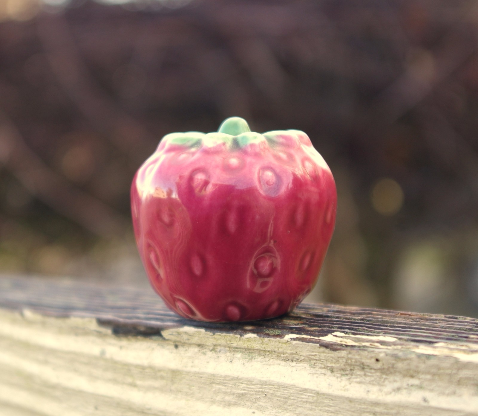Strawberry Berry Salt or Pepper Shaker with Cork Stopper 2" Tall | eBay