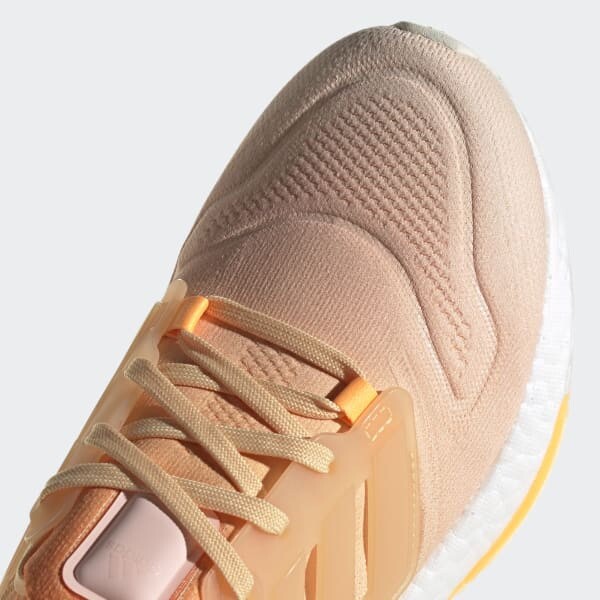 Adidas Women Ultraboost 22 Ecru Tint / Pulse Amber / Flash Orange ...